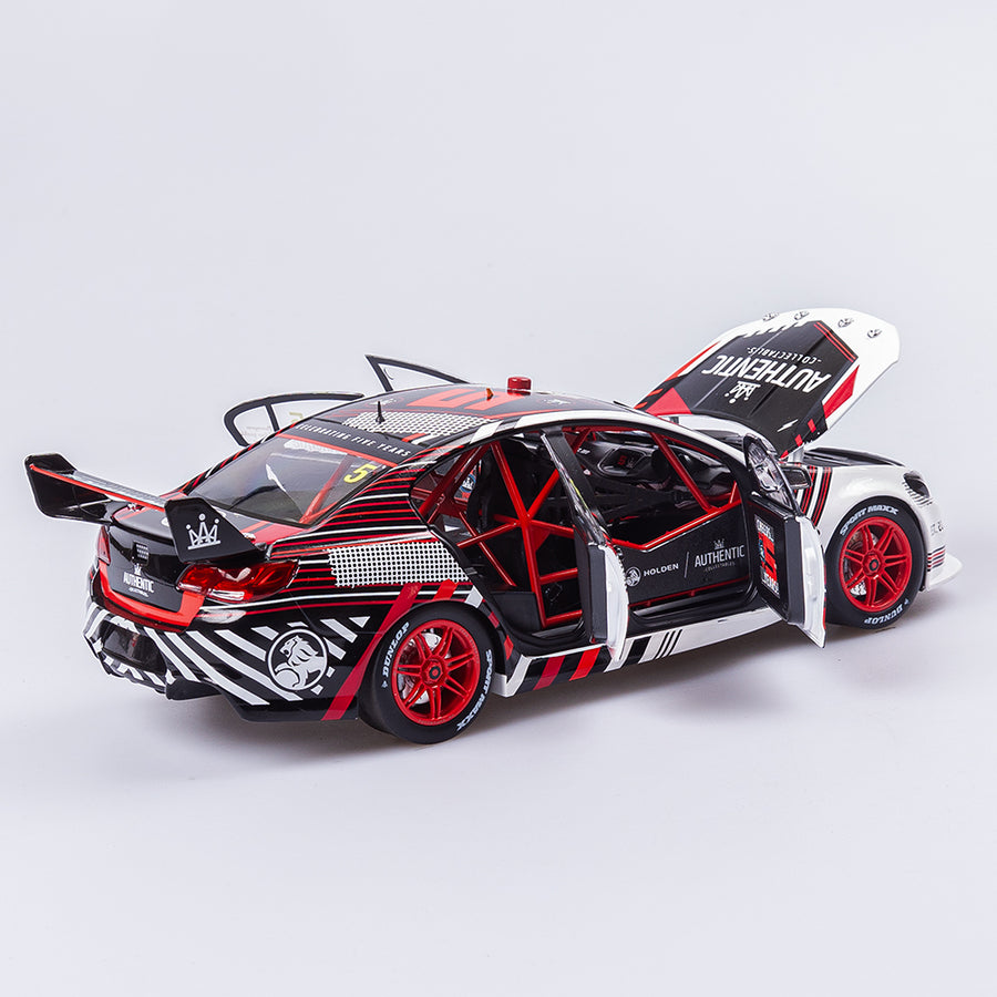 1:18 Holden VF Commodore - Authentic Collectables 5th Anniversary Spec